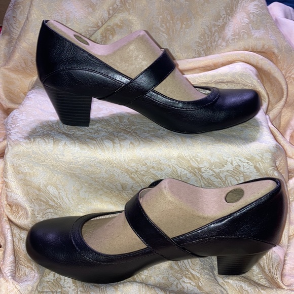 Life Stride | Shoes | Lifestride Womens Rozz Mary Jane Pump Size 75 M ...